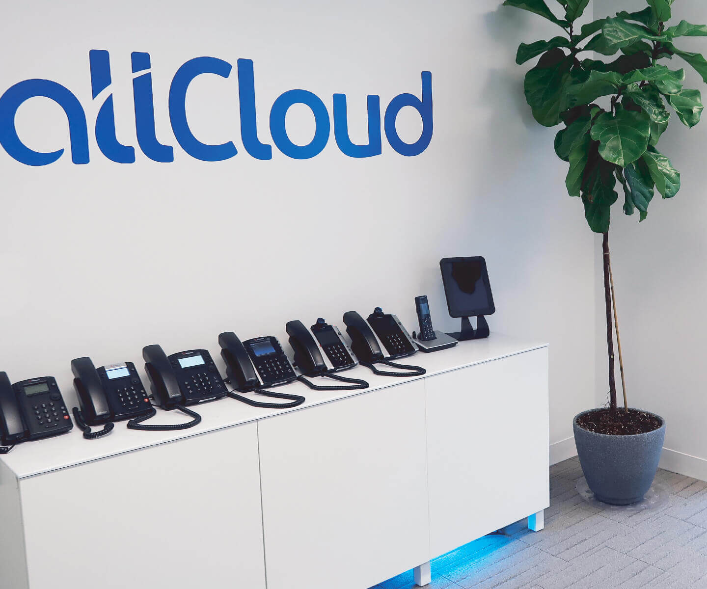 Allied Unveils AllCloud Demo Room for Collaboration Technology | Allied ...